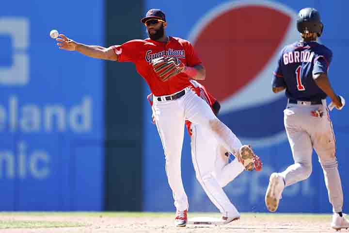 Twins, Guardians split day-night doubleheader | News, Sports, Jobs ...